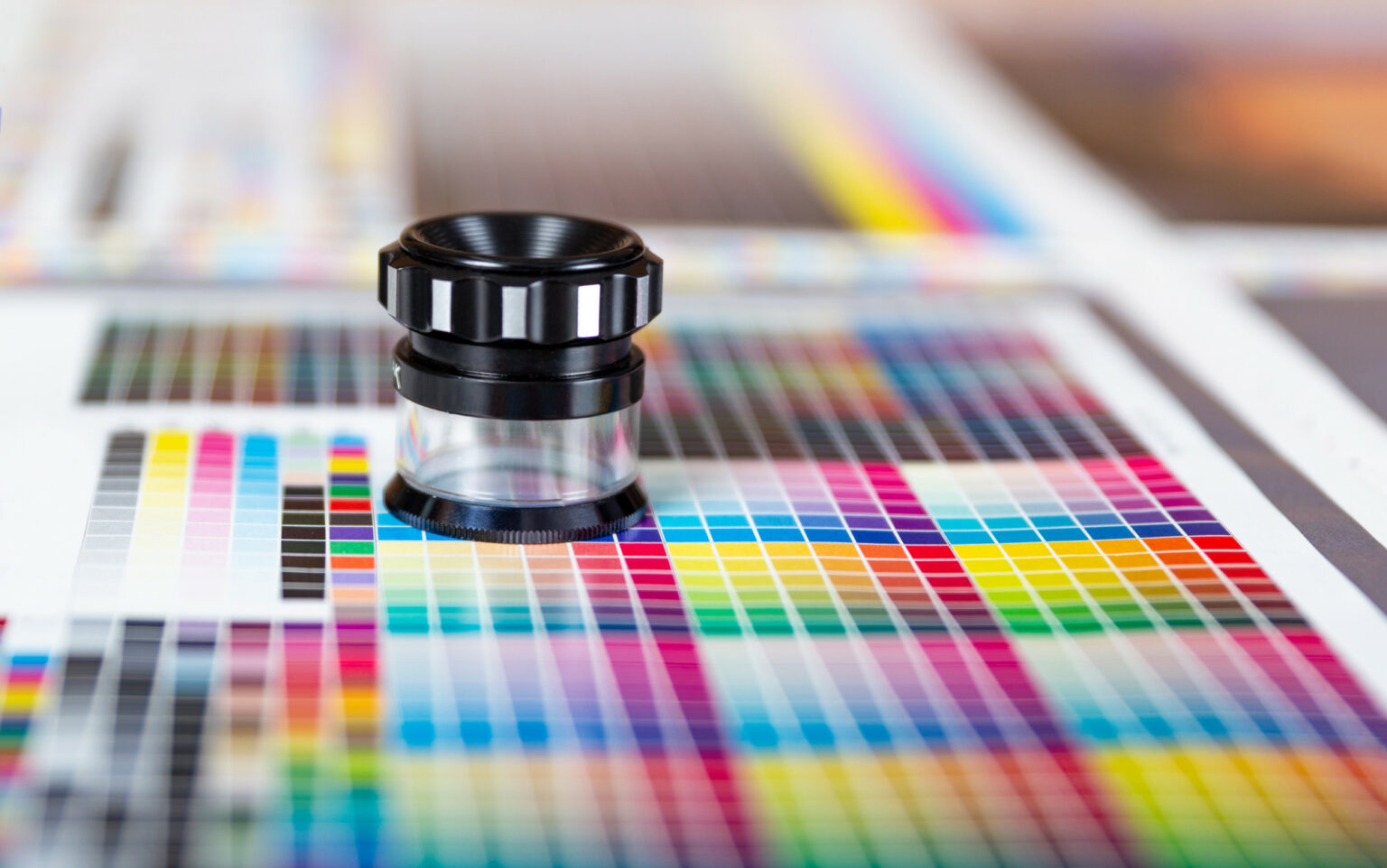 The Benefits of Print Services for Small Businesses - Hippoprint